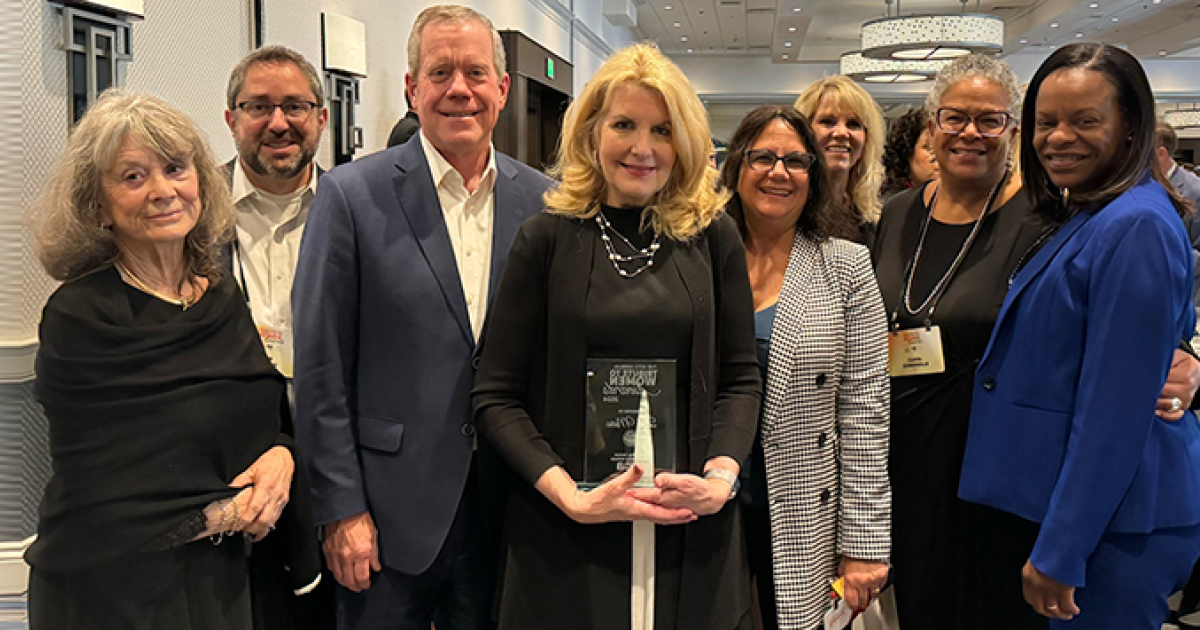 CIO Deb Muro Honored at YWCA Tribute to Women | El Camino Health